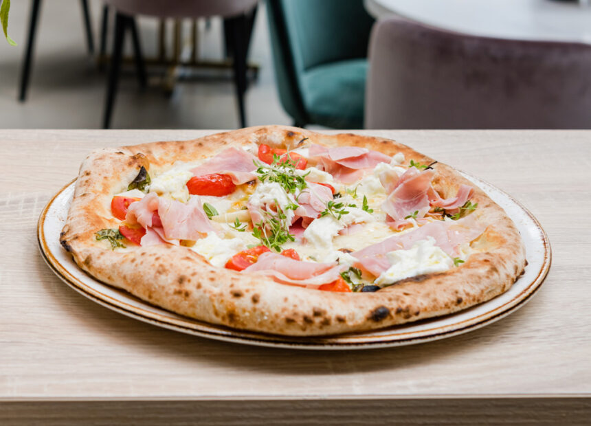 360 Grad ToGo Leer - Beste Steinofenpizza, Dips und Salate